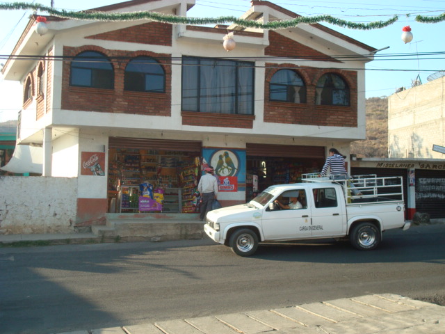 RADIO CON LA MEJOR MUSICA: VILLA COLORINES